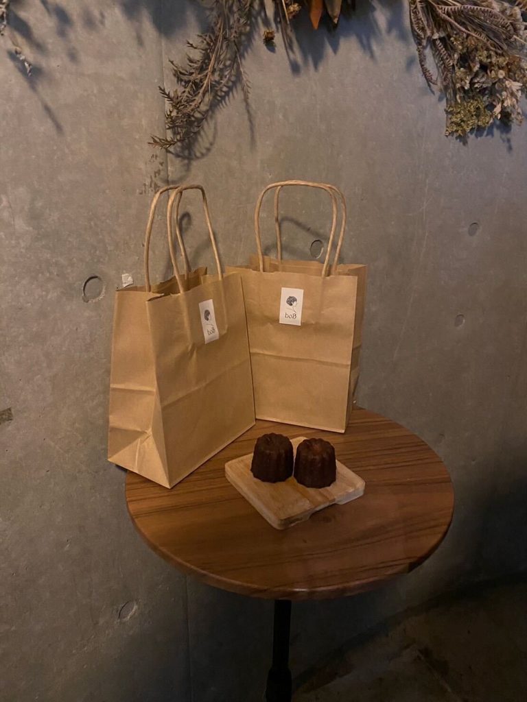 カヌレ食べ比べ | LEGATOSHIPブログ